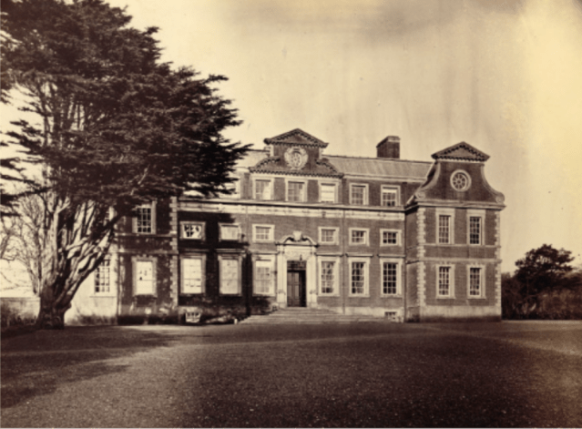 THE BROWN LADY OF RAYNHAM HALL: The World’s Most Infamous Ghost ...